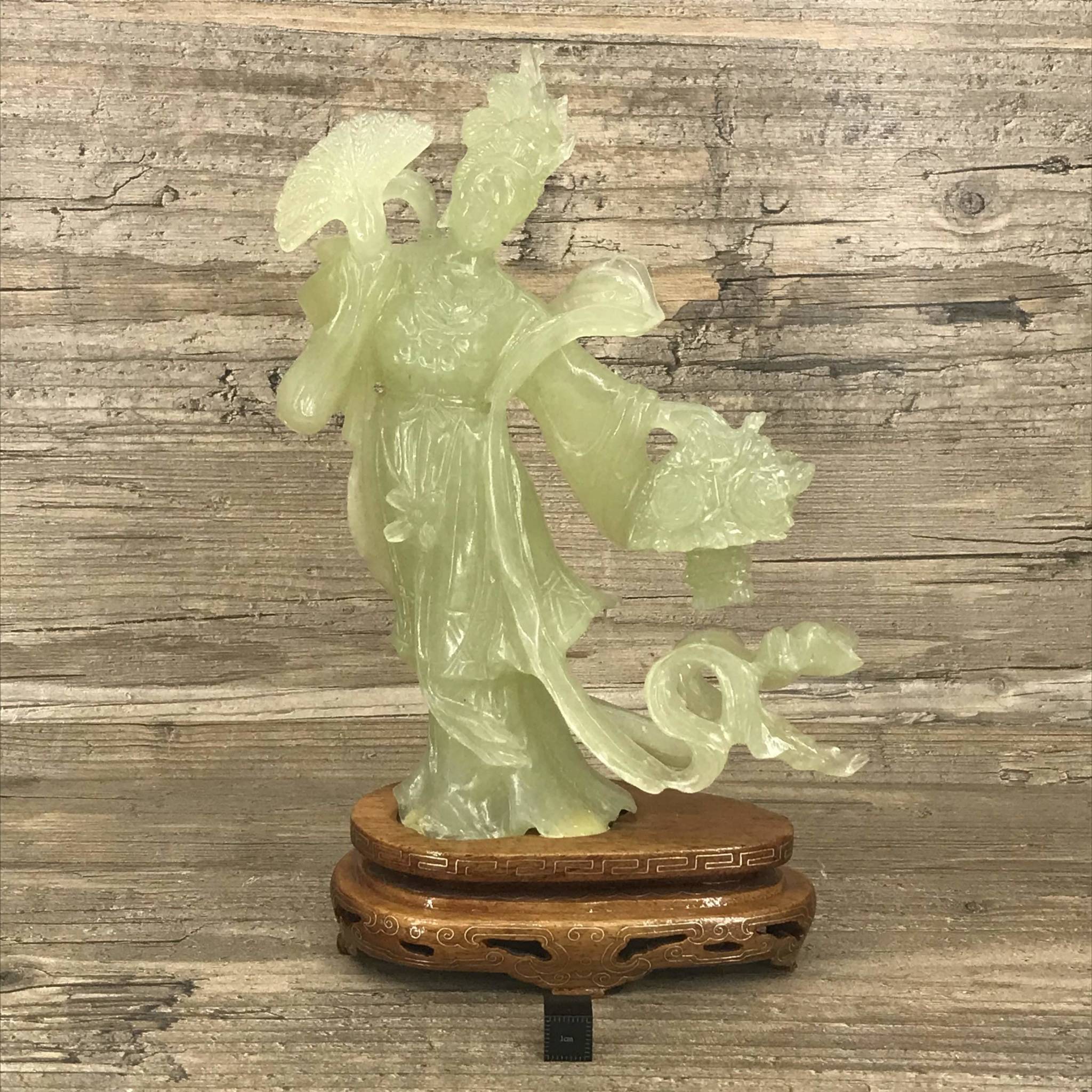 Statuette en Jade - Lesmineraux.fr